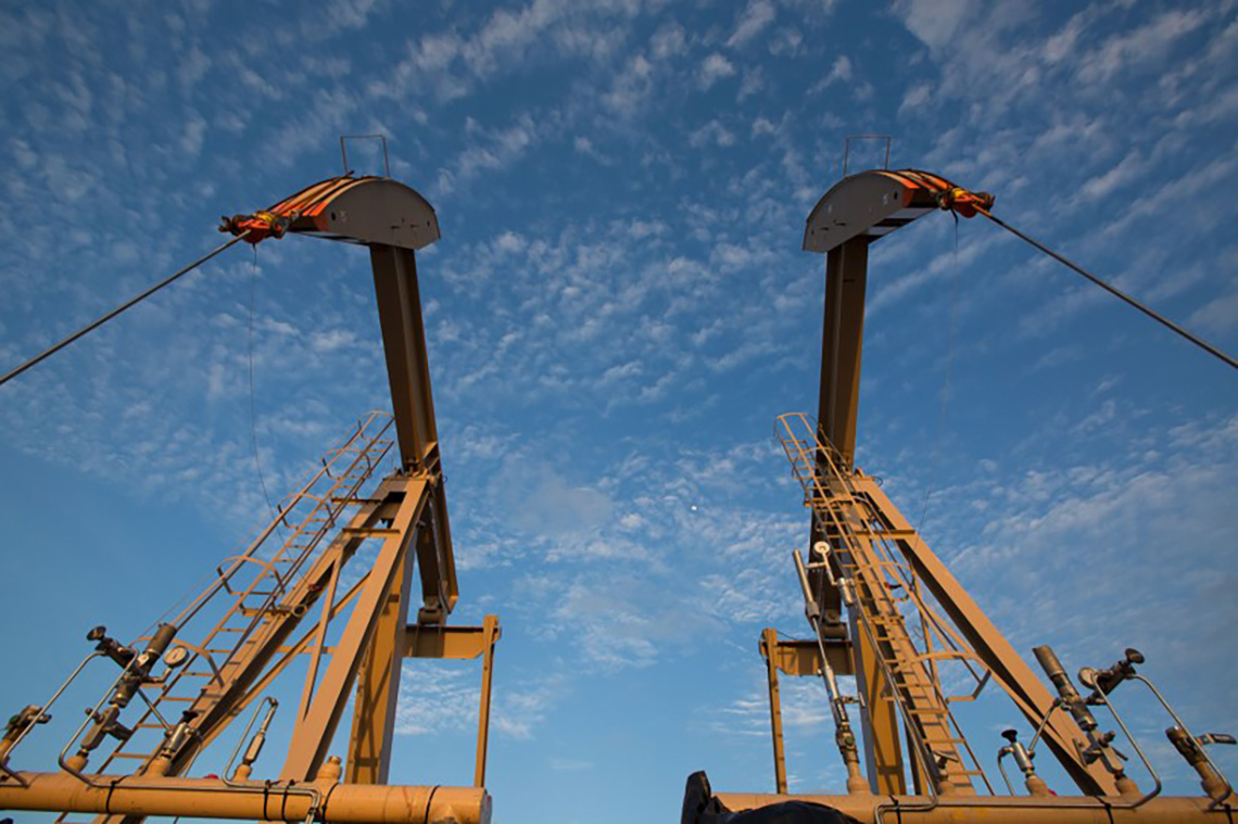 Conventional & Beam-Balanced Pumping Unit | SLB