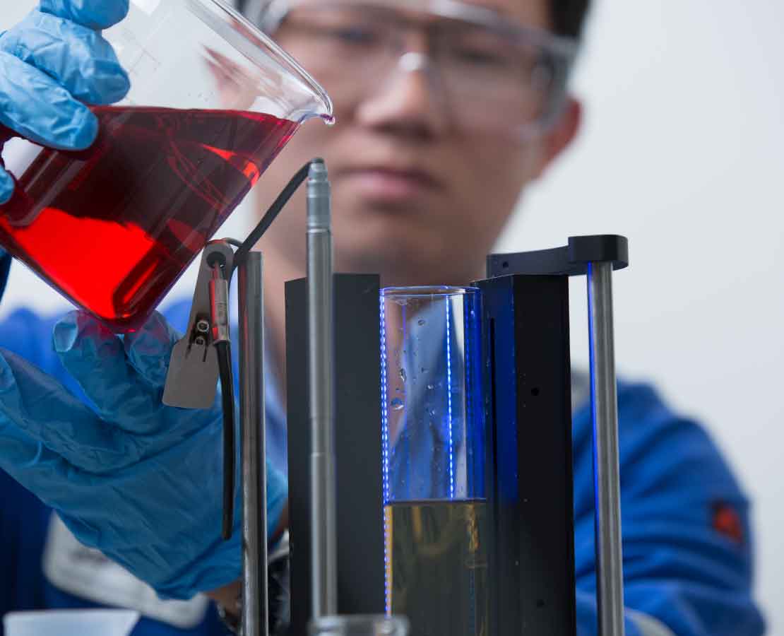 BREAKFREE Filtercake Breaker | SLB