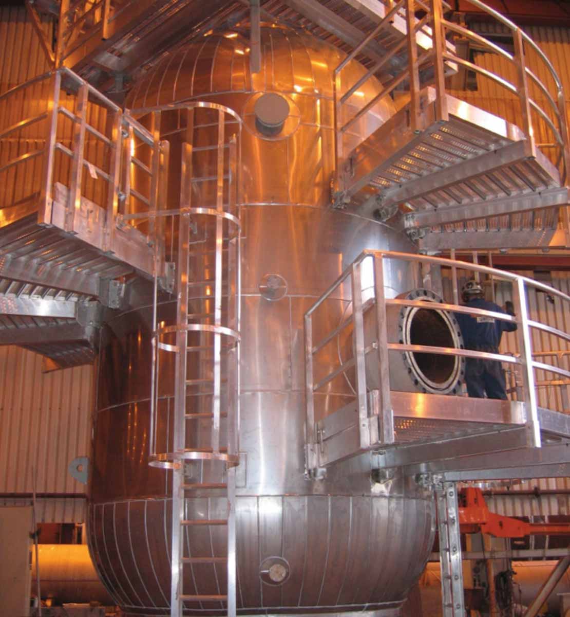 High-Efficiency Phase Separation Internals | SLB