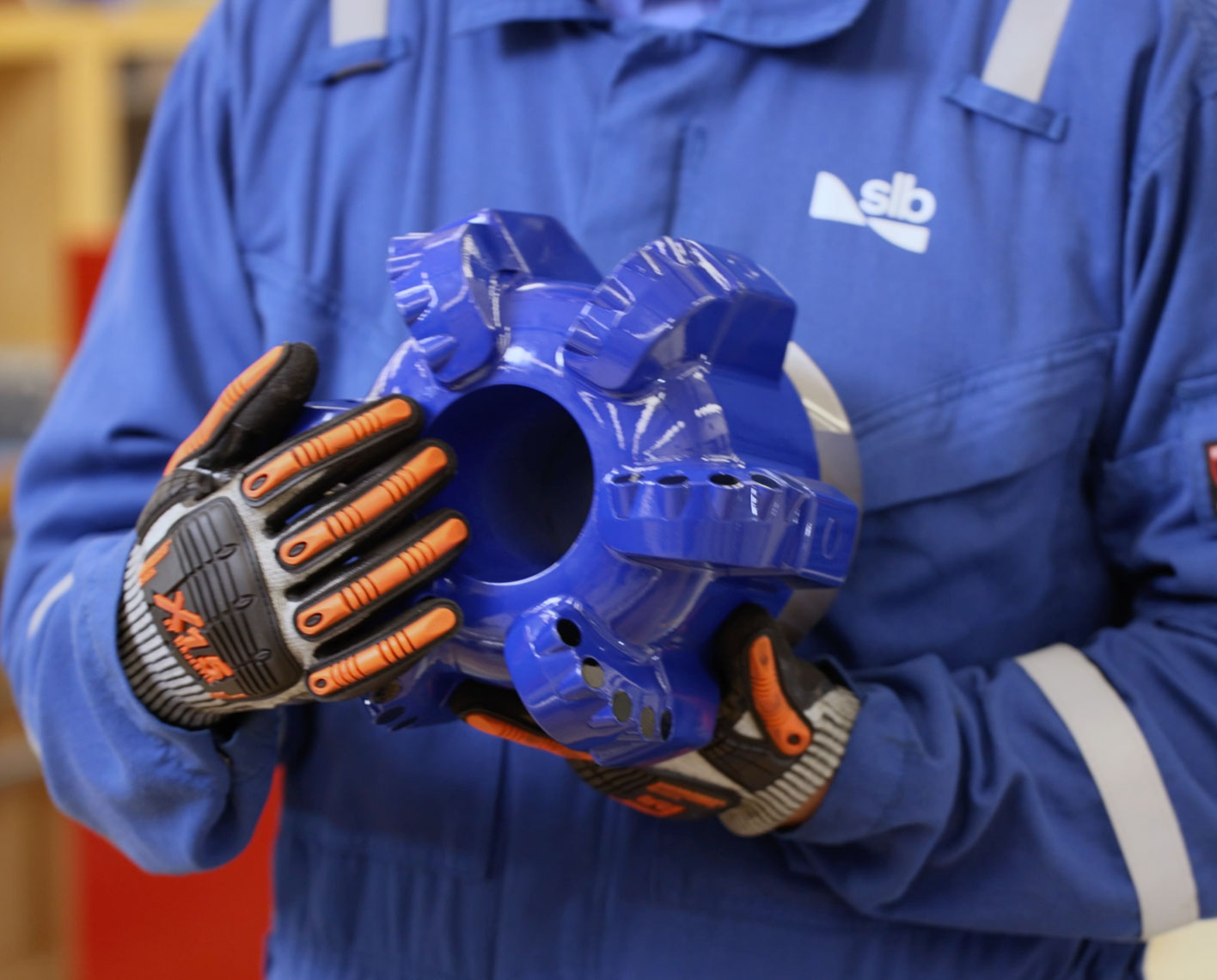 Through-the-Bit Logging | SLB